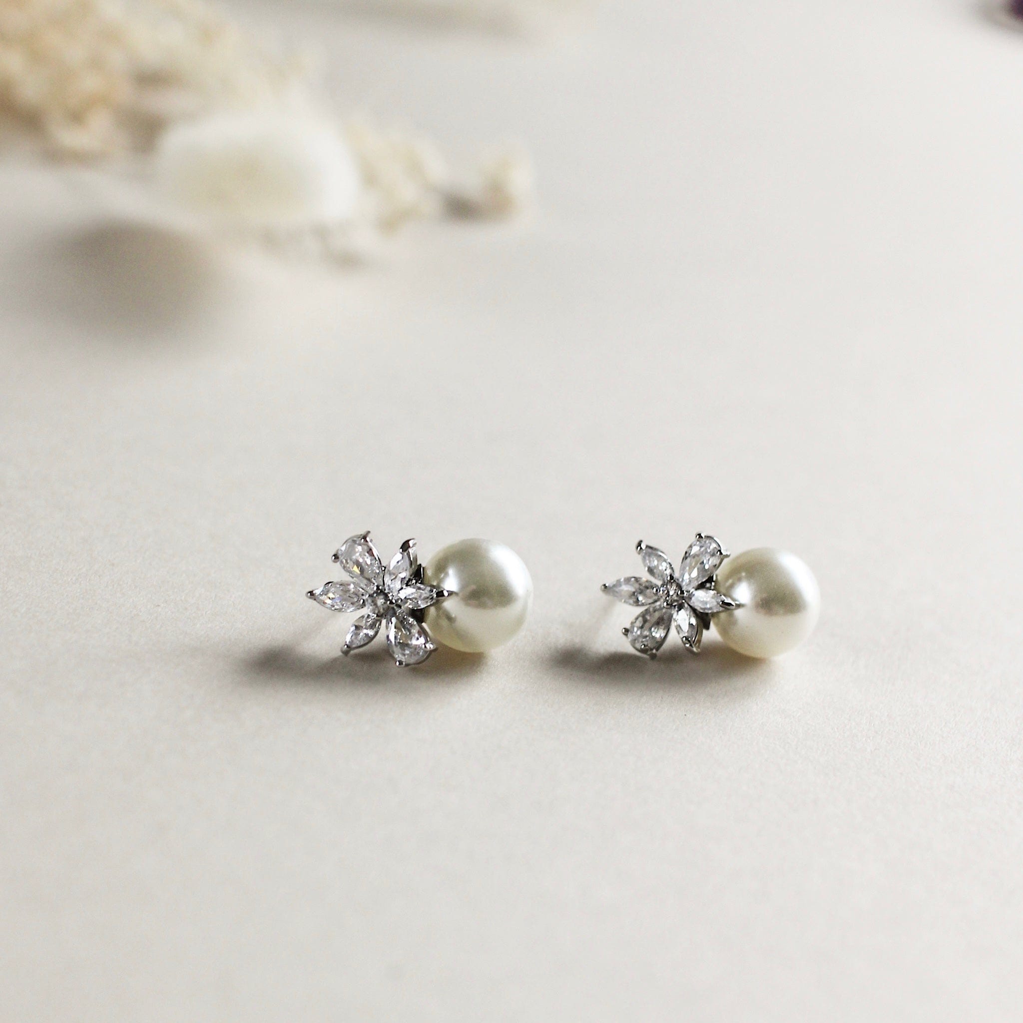 Imogen Earrings – Copper Lane Gift Co.